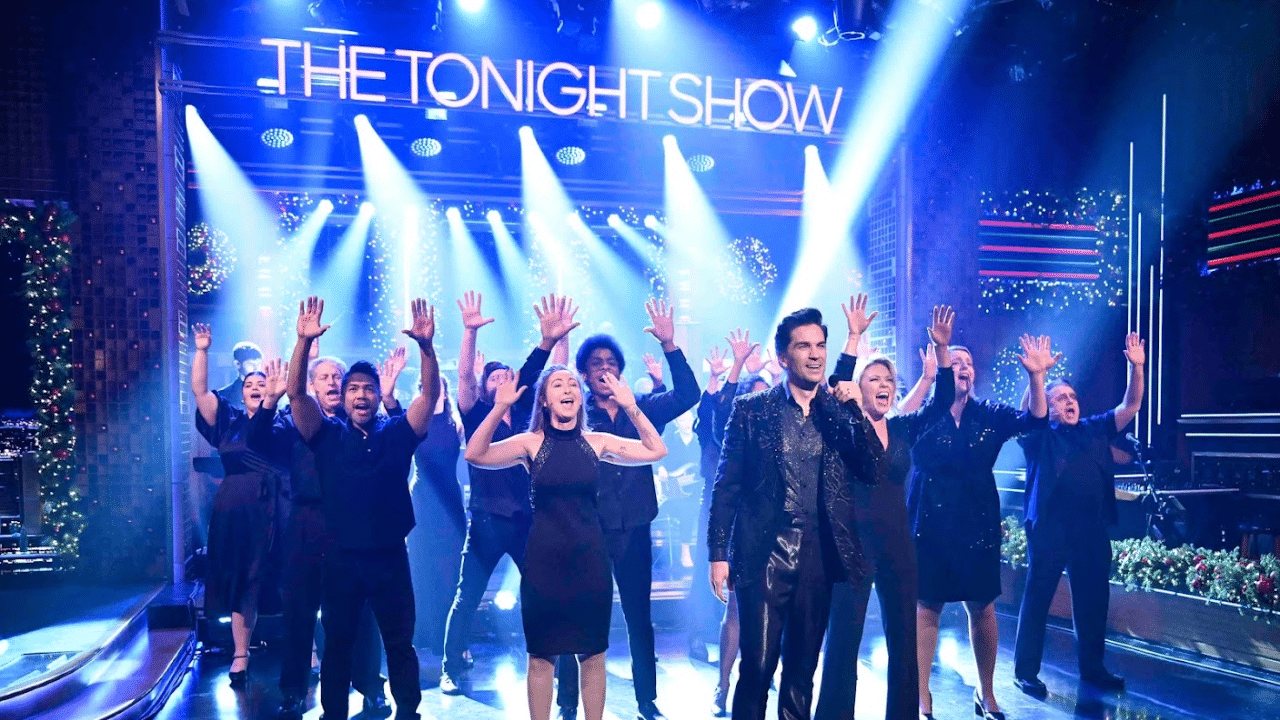 WATCH: The cast of A Beautiful Noise, The Neil Diamond Musical perform ...